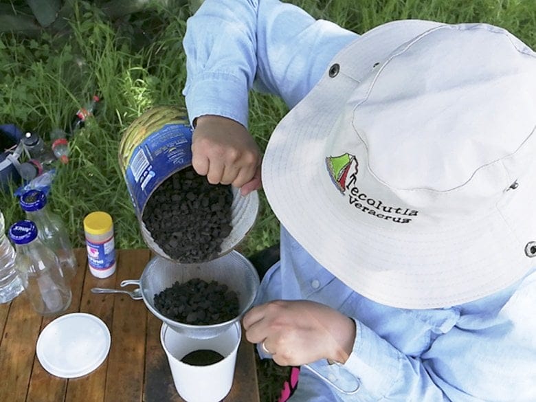 12 pasos para hacer una prueba de sedimentación de tu terreno - AboutHaus